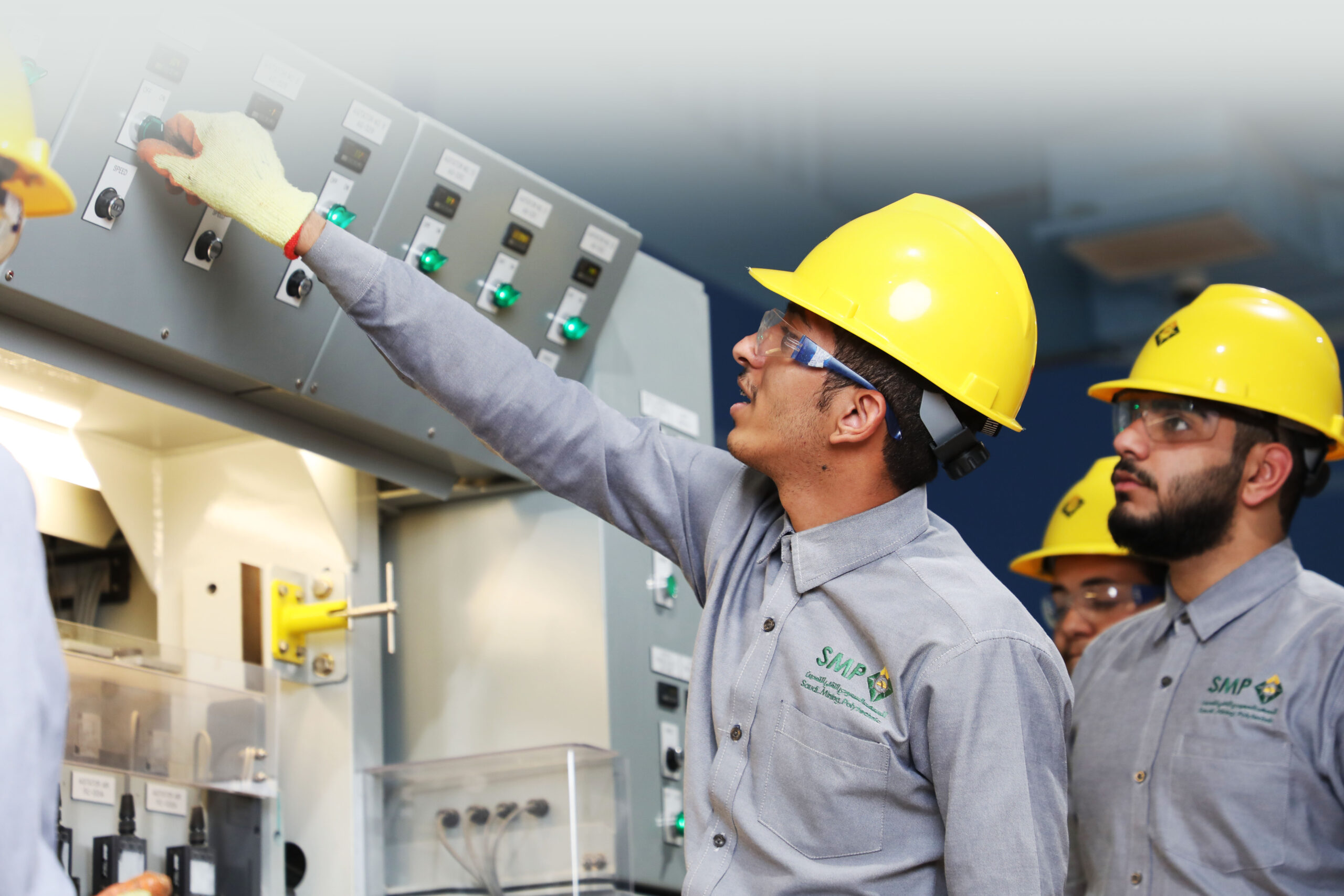 Homepage - Saudi Mining Polytechnic