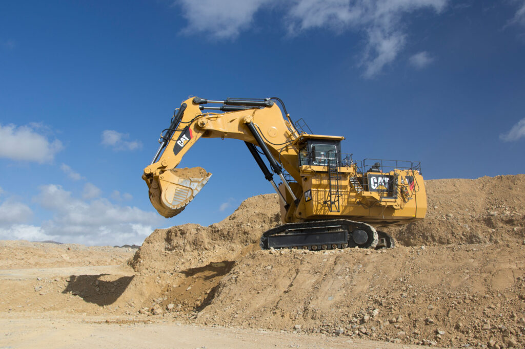 Excavator operating training - simulation - Saudi Mining Polytechnic